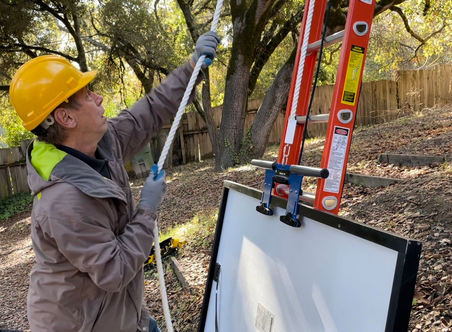 Module Lift: Premier Solar Panel Lifter - Solmetric